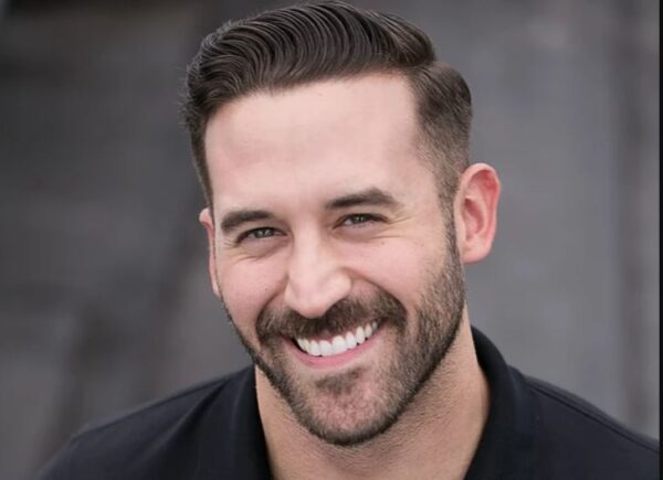 Steven LaBrie and Roberto Berrocal – Genvas